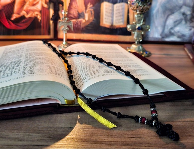 The symbolism of the Prayer Rope - Orthodox Komboskini | Monastiriaka