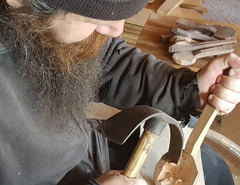 Handmade Wooden Crafts from Mount Athos Monks | Monastiriaka